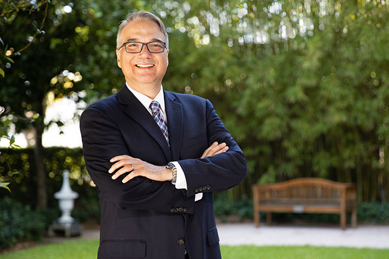 Anthony Eudelio Varona named dean of University of Miami School of Law