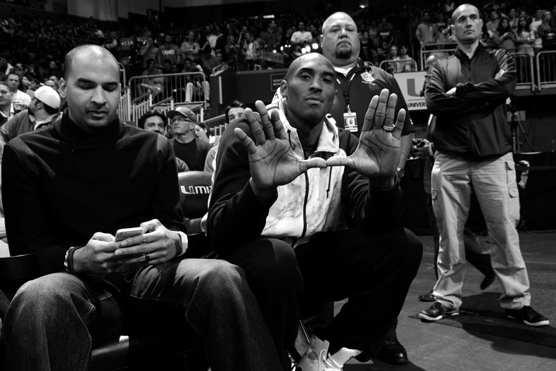 Kobe Bryant’s tragic death ignites collective grief